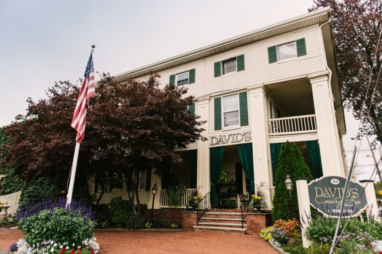 Fall Wedding at David's Country Inn in Hackettstown, NJ